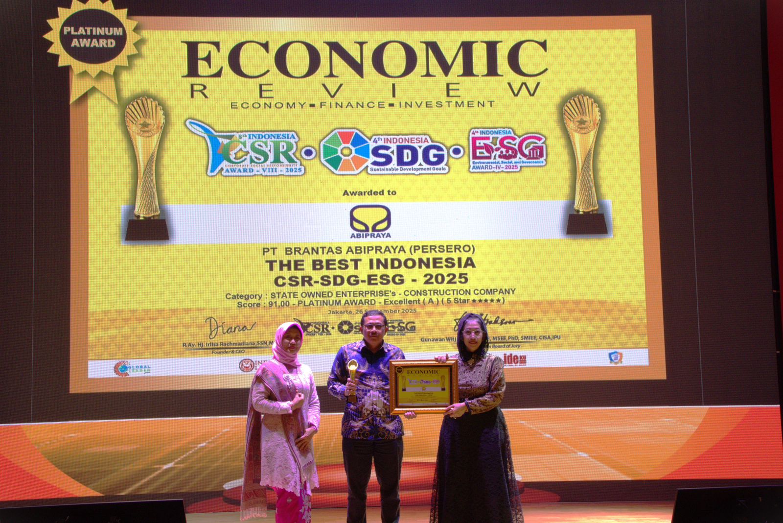 Brantas Abipraya Raih Platinum Award CSR–SDG–ESG 2025, Tegaskan ...